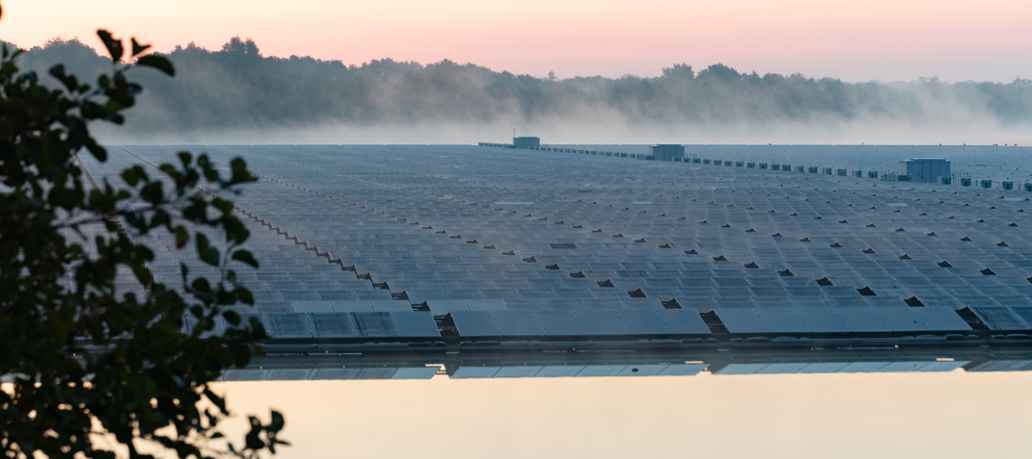 Floating solar panels in Tynaarlo, the Netherlands